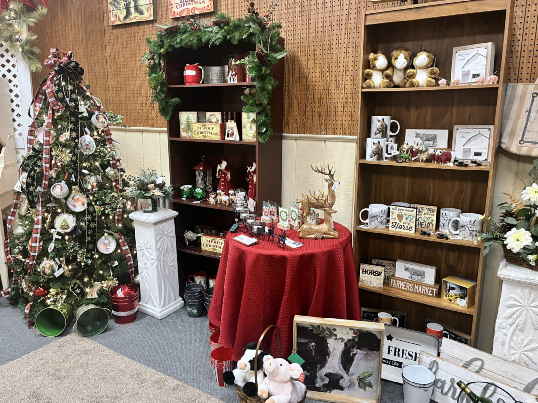 Flowers by Monica celebrates 25 years | News, Sports, Jobs - The Express